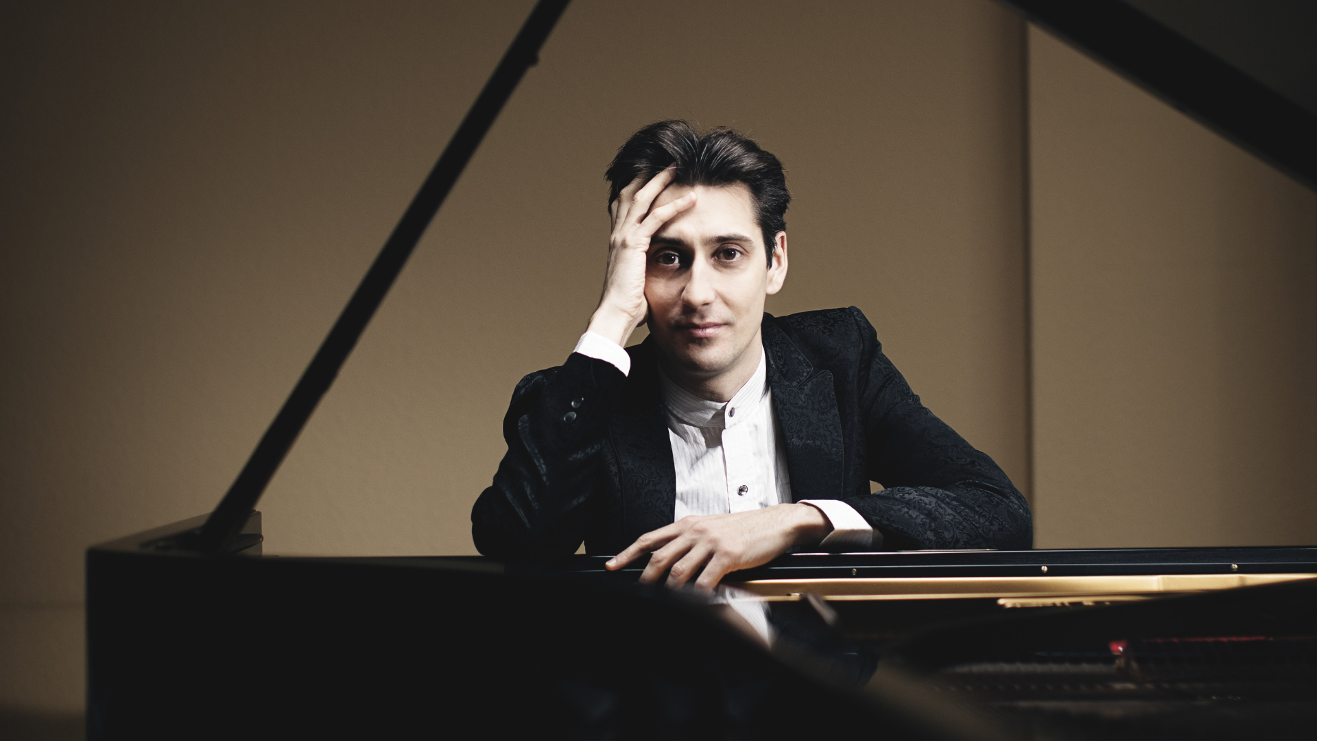 Yevgeny Sudbin | Harrogate International Festivals
